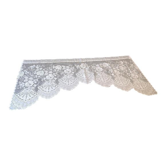 Wall Decor | White Lace Rose Valance Cottagecore Romantic Victorian See ...